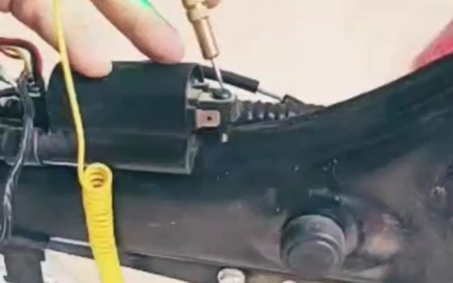电喷摩托车点火线圈检测方法