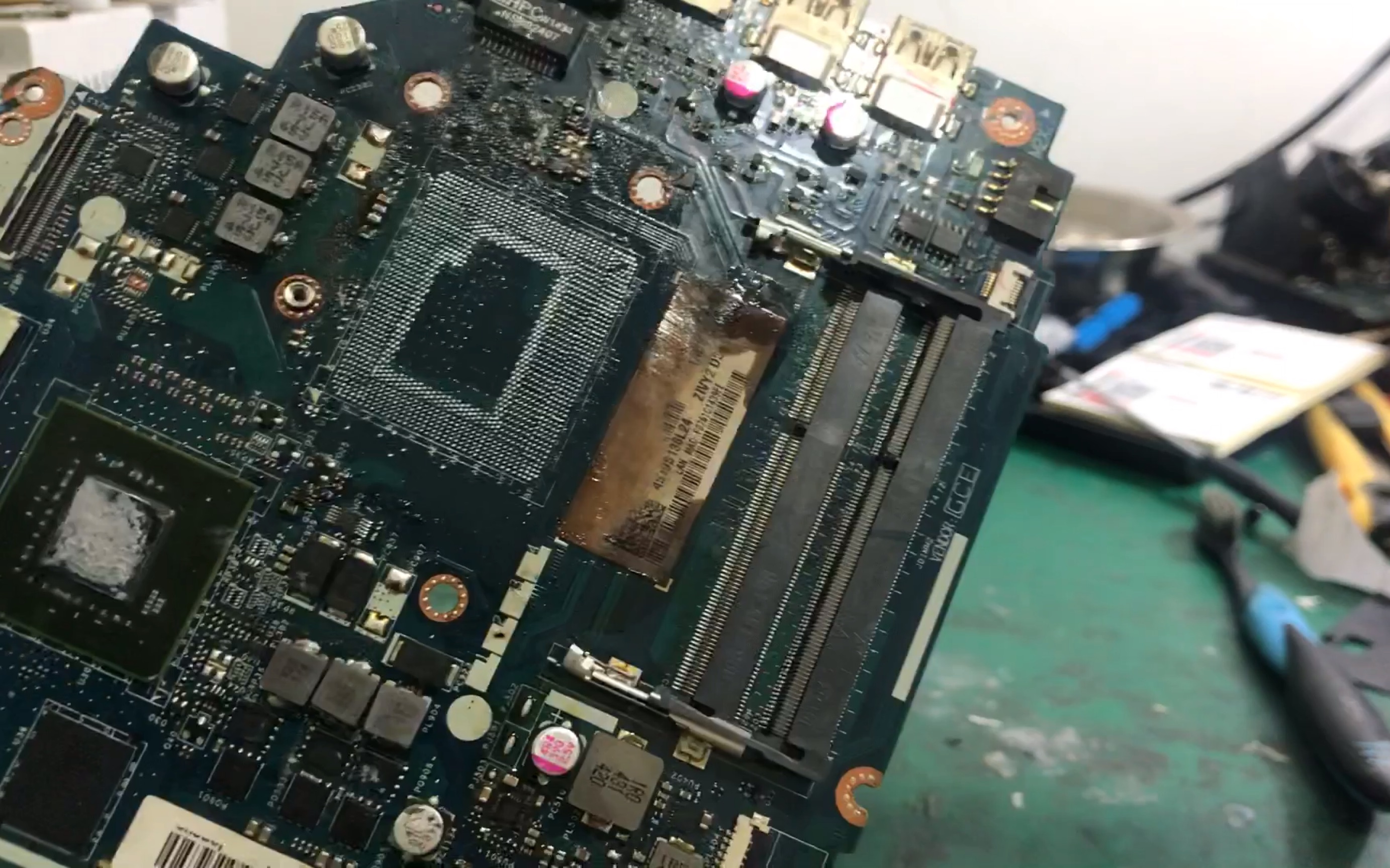 焊死的CPU可以更换升级吗,看了这个视频你心中有数