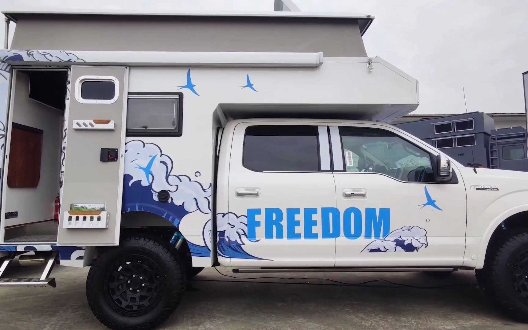 福特猛禽f150改装房车,内饰双人大床房,真香!