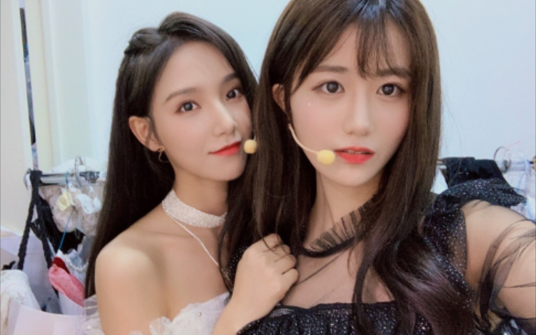 【左佳】拖拉机:CP,没有取过名字唉,左佳吧。