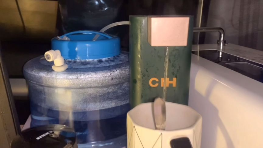 DIY三个月打造的床车闭环电源系统终于完工
