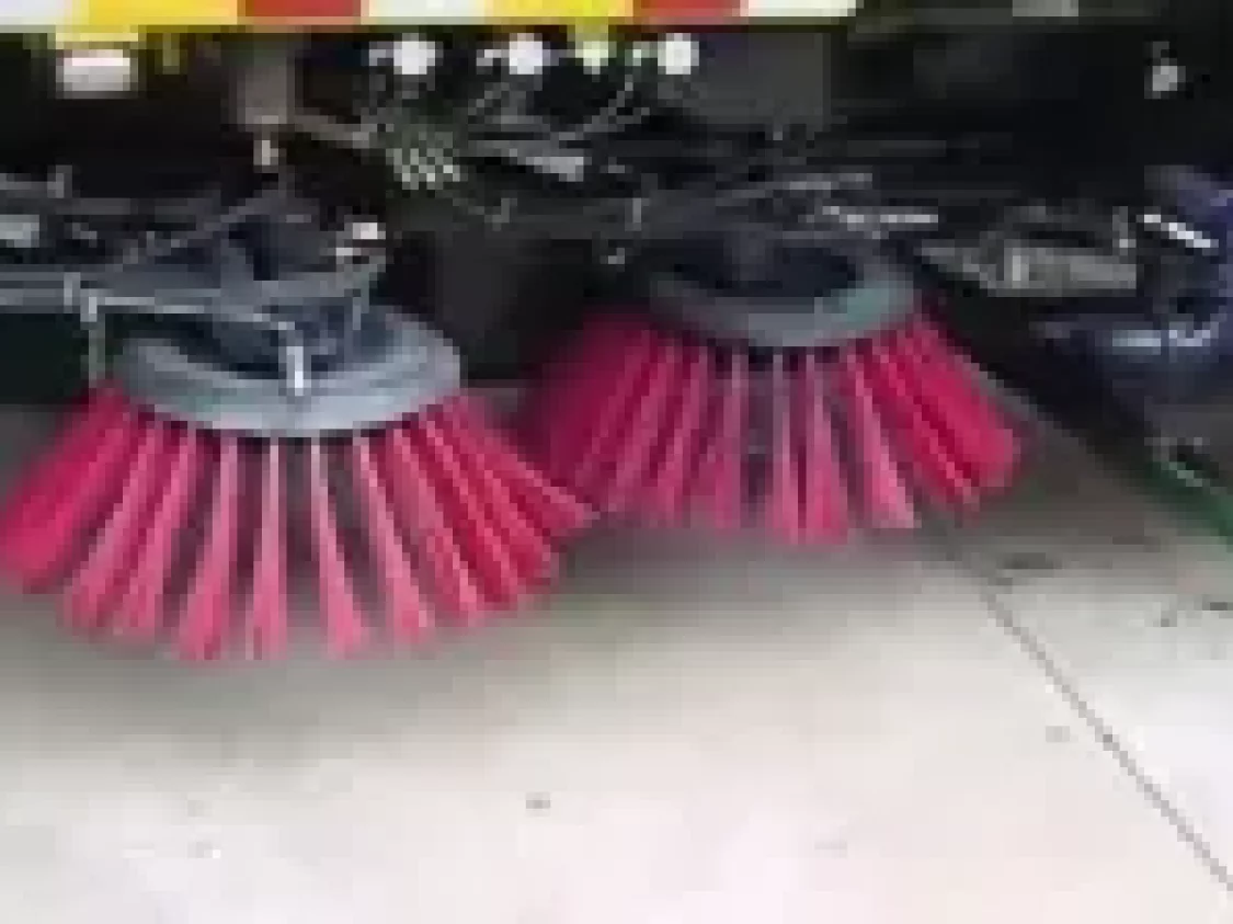 扫路车视频