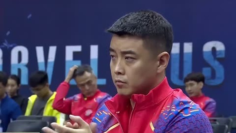 笑死了!许昕调侃王皓抱不动樊振东,笑哭在网友评论区!
