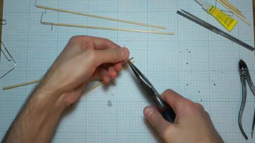 ...制作扑翼机3航模飞机科技小制作儿童创意手工仿生扑翼鸟扑翼飞行器