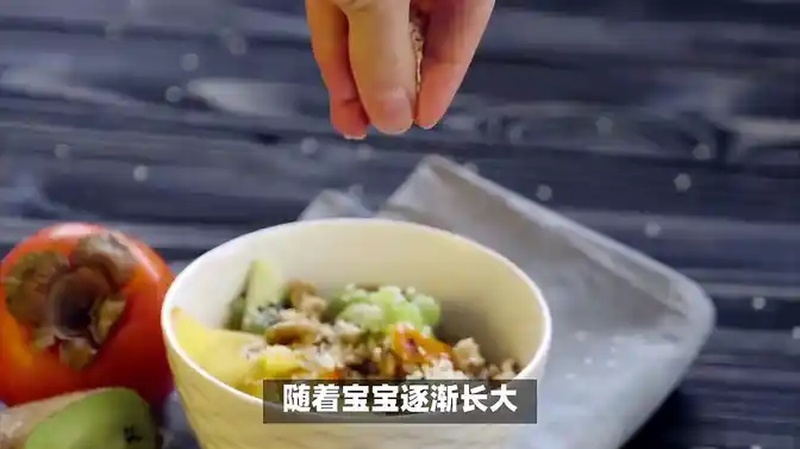 1岁半宝宝一日三餐食谱推荐:营养美味,宝宝健康成长!