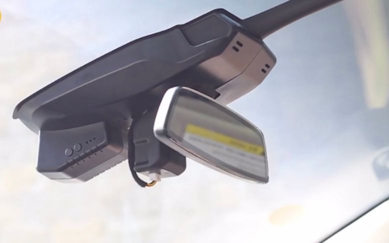 小鹏G3i专用行车记录仪,免走线安装视频,索尼4K带停车监控功能