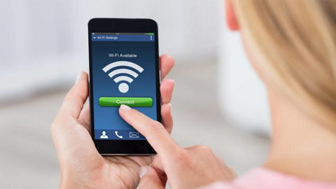 手机连接WiFi后,到底要不要关闭移动数据?