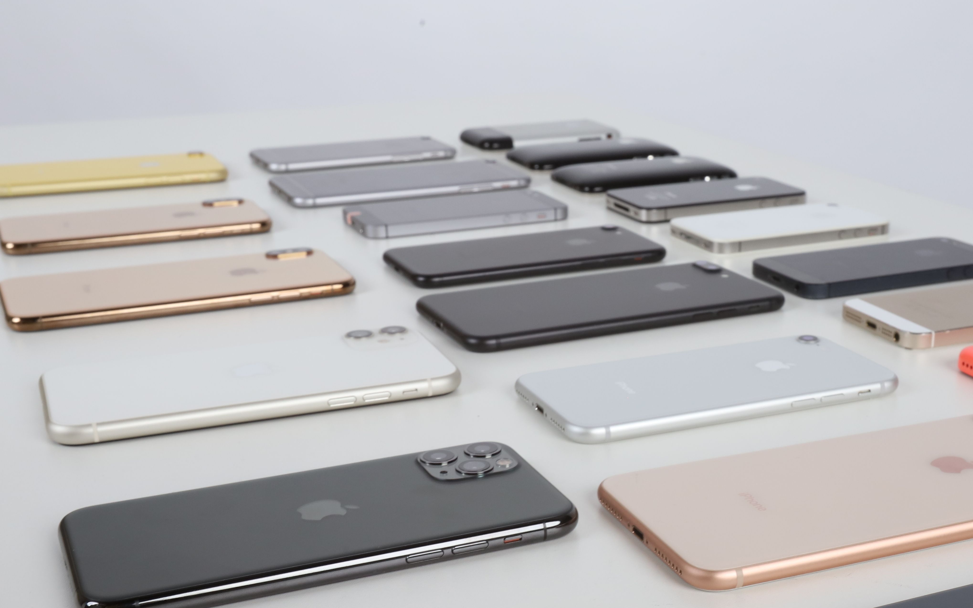 iPhone12年发展史:为什么苹果手机这么受欢迎?