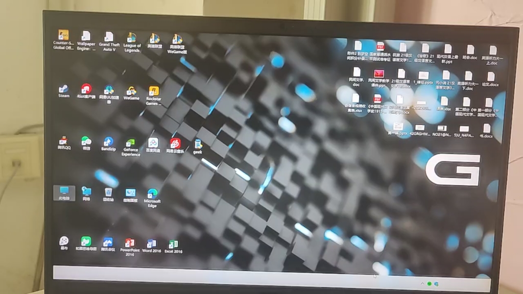 win11任务栏打不开,系统的东西像网络回收站都打不开。求解