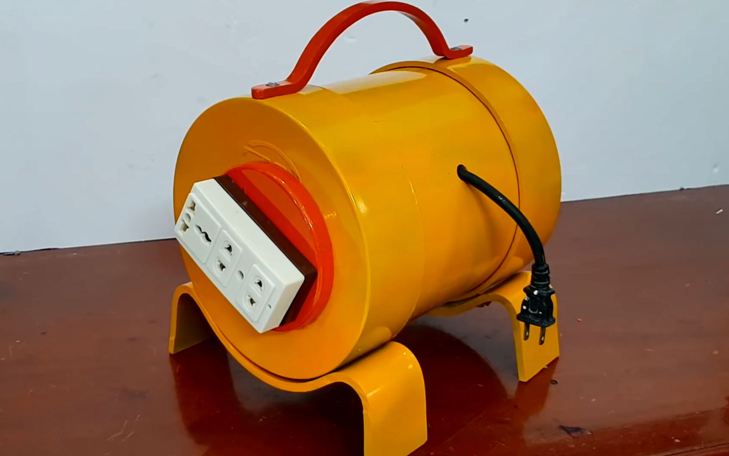 手工制作一台移动电缆盘,自制实用创意工具,方便收纳线缆