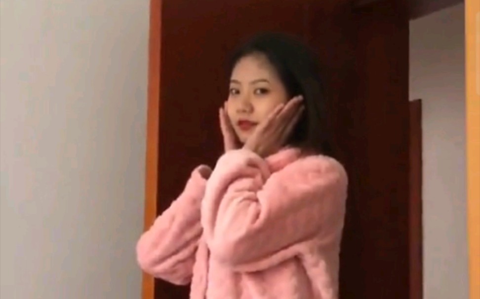 用微信小号加我妹微信,聊到开视频,求我妹最后的心理阴影面积,啊,哈哈...