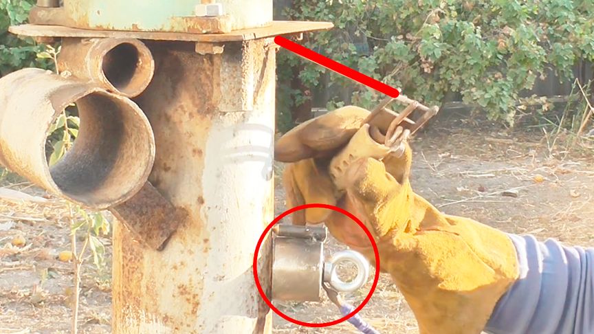 男子将焊机接地线加一块磁铁,看他使用后,才发现作用有多大