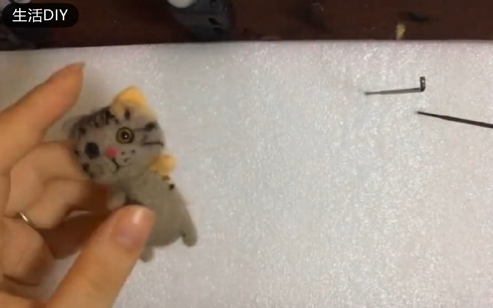 听着宝藏音乐,自制一只可爱羊毛毡小猫(详细教程)