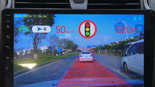 安卓大屏机usb行车记录仪