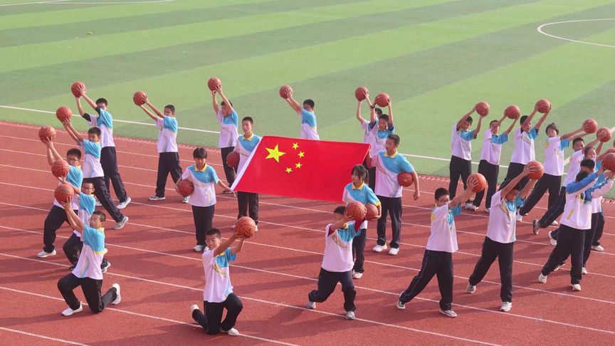 初一年级篮球操表演#体育的魅力 #运动会开幕式