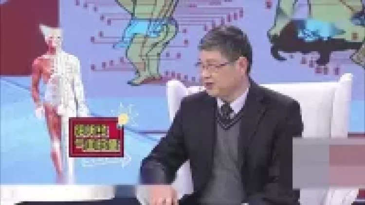脸上藏着2条经络,一个动作打通经络,面色红润,人也年轻了
