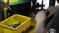 线束加工工艺流程—注塑成型 VGA线