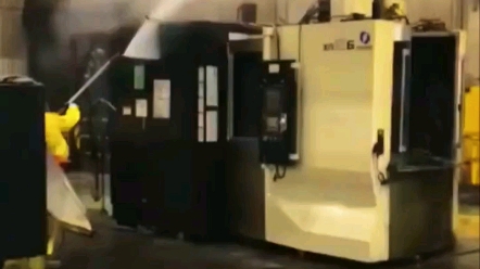 数控加工中心,这是个狠人