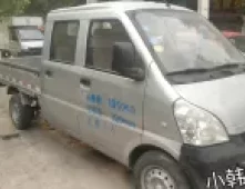 12年的五菱双排小货车,花一万两千块钱买回来了,价格不贵