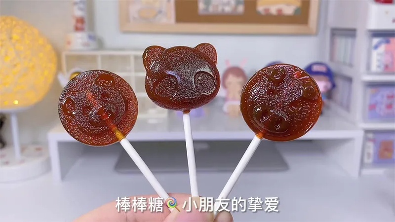 春夏换季天气干燥,给孩子吃秋梨膏棒棒糖,配料表干净放心!