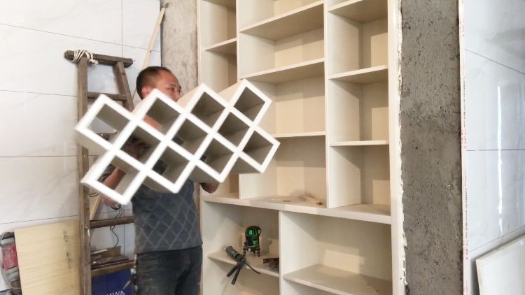 餐厅请师傅做个这样的酒柜,既简单又实用,真不错!