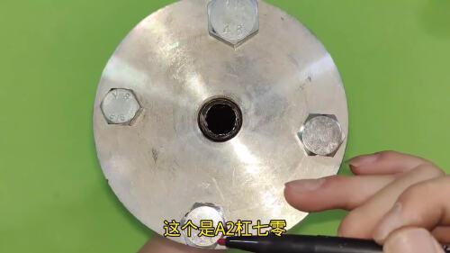 螺丝上数字揭示抗拉强度与屈服强度,教你如何判断螺栓类型与性能