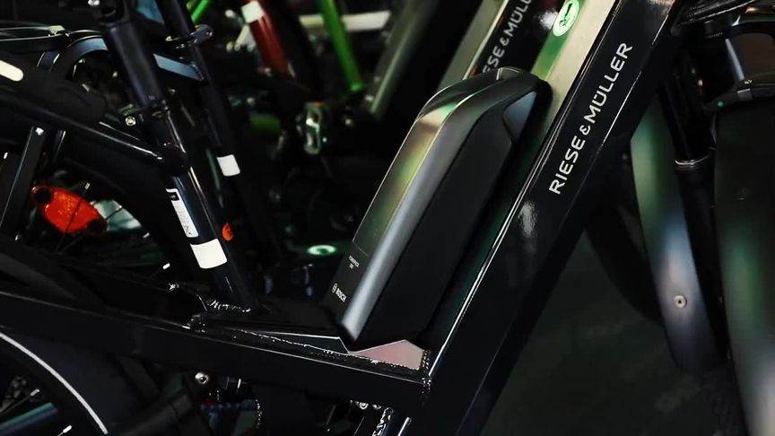 4种绿色出行方式 究竟谁能更胜一筹呢?电动自行车、滑板车、滑板