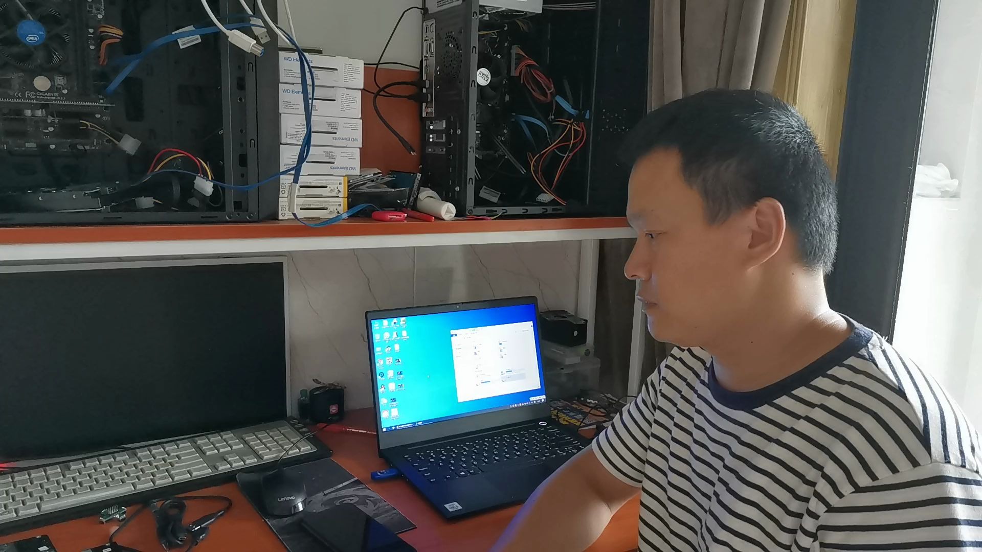 优盘U盘打不开,提示请将磁盘插入磁盘,提示格式化磁盘修复它