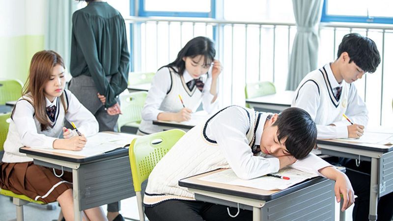转发扩散!关注中小学睡眠管理