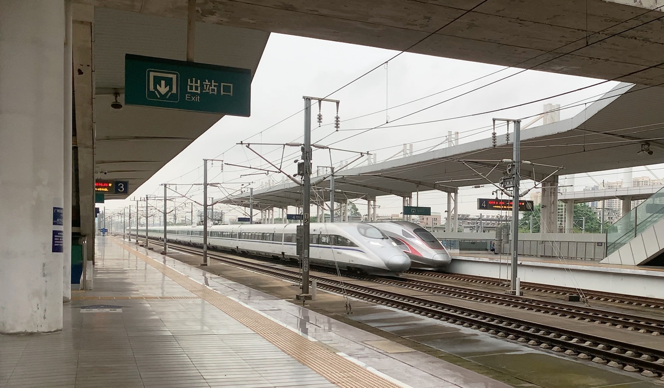 2024.05.23,G8442次(惠州北站-岳阳东站)本务广州动车段CR400AF-...