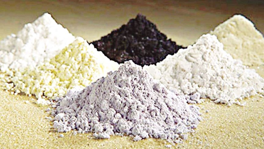 日本发现大型稀土矿，可供世界使用780年，网友回复你采的了吗？