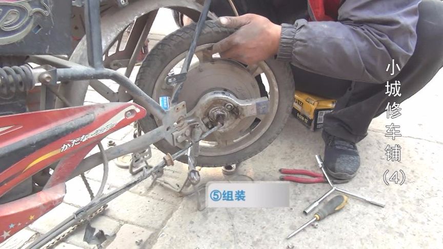 电动自行车最常见的故障:刹车片失灵!大家说怎么解决?