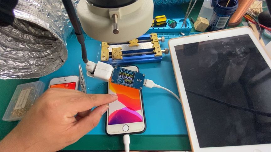 苹果数据线不能充电试下这几种方法大多数就可以使用了!