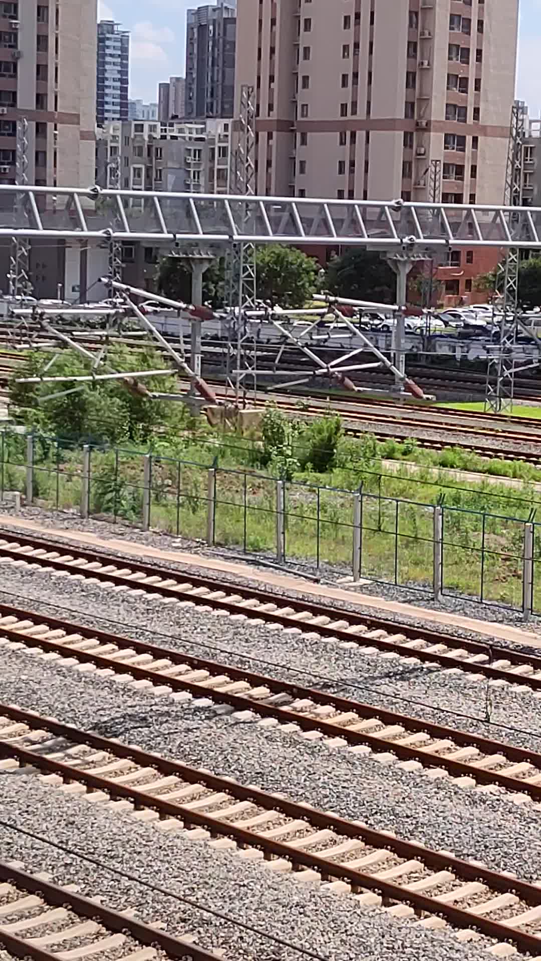 CRH5A 5144担当D7762次列车(沈阳—锦州北)秦沈客专上行,沈局少有...