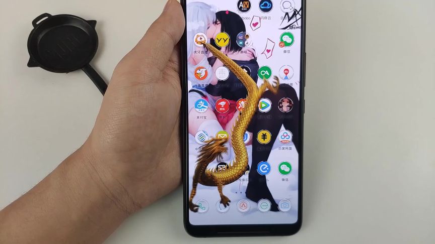 这个桌面宠物设置超简单,一条龙就从微信里面直接飞了出来