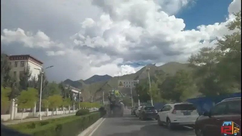 逛拉萨二手车市场,看我们的房车还能卖多少钱,这价格能接受吗?