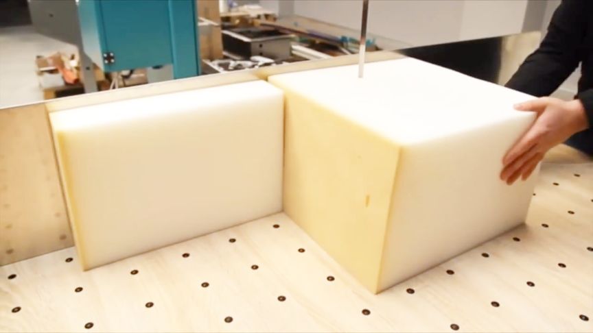 电锯切割海绵,整齐规则,强迫症看了感觉很舒服