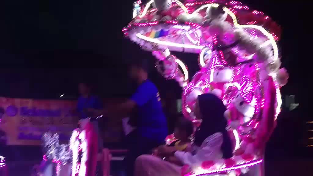 如此炫酷快乐的人力三轮车,马六甲风情哦