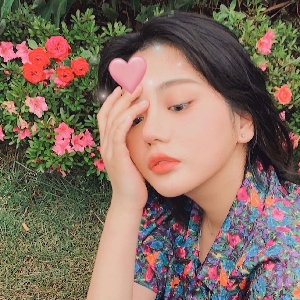 LiLi长不大 