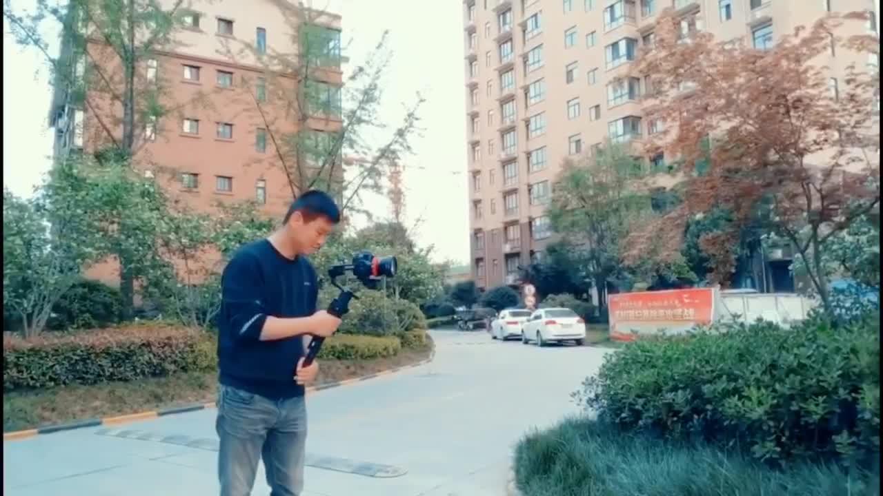 平衡车➕稳定器,如丝般顺滑,摄像师感觉已经到达了巅峰