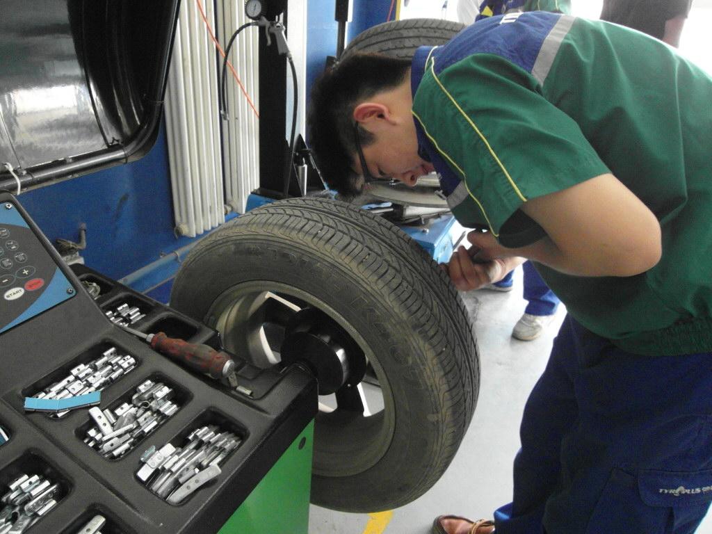 汽车到底要不要做动平衡?这几种情况必须做!