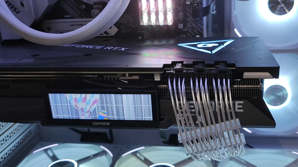 《显卡小屏幕的正确用法》