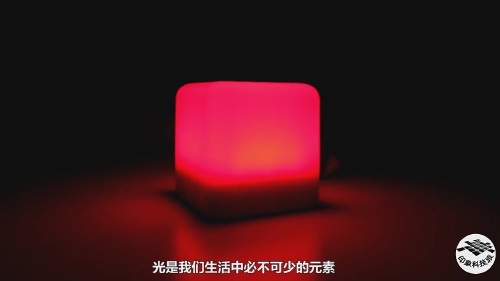 这款LED灯充满浪漫色彩,送给女友再合适不过了