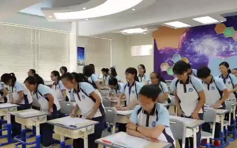 (有完整视频)部编浙教版八年级上册数学《1.6尺规作图》优质课教学...