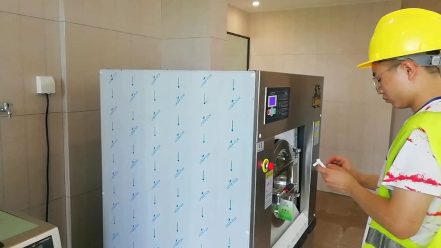 小弟弟用十六安插头改变十安的插头这样做电原会不会跳