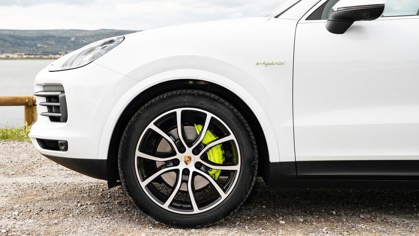 这款豪华SUV 5秒破百还能上绿牌!2.0T可真不是小马拉大车!