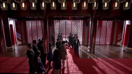 实习生:总裁来参加会议,哪料场地被对手占,最后一幕让人崩溃