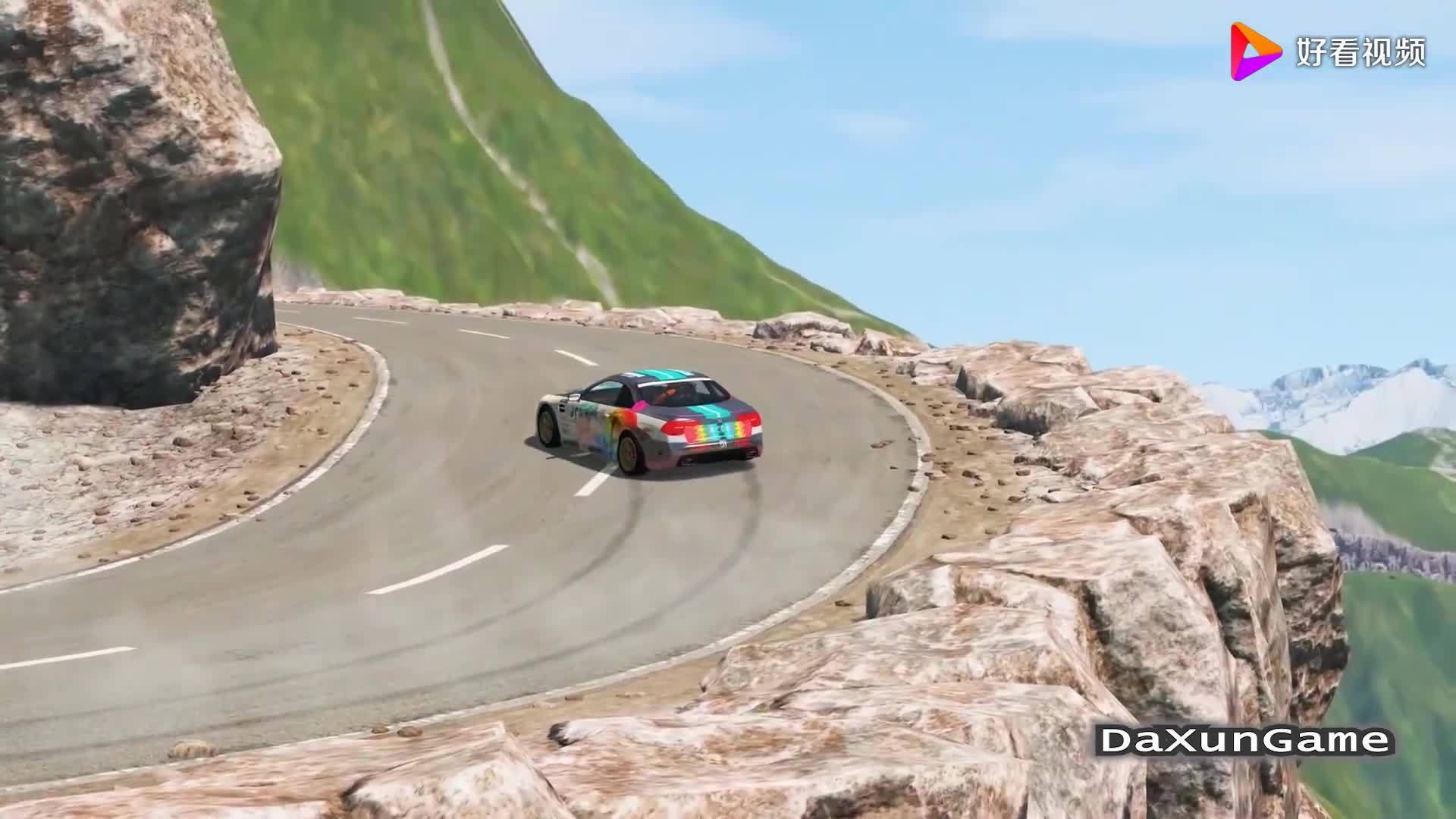 车祸模拟器:开车表演一下漂移下山,请忽略结局