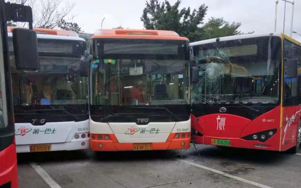 【典型事故通报】12月8日6时20分许,一汽巴士78路公交车在员村一...