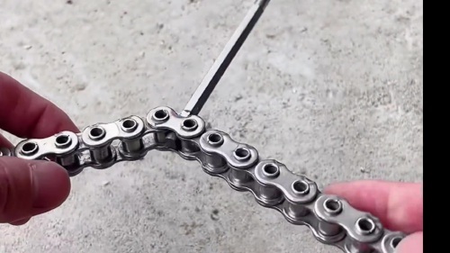 用链条改装了一把螺丝刀